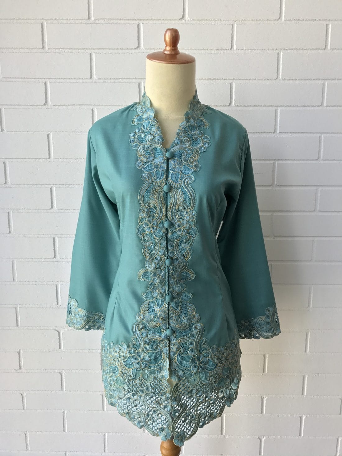 Kebaya Sahara Light Turquoise - Royal Kebaya