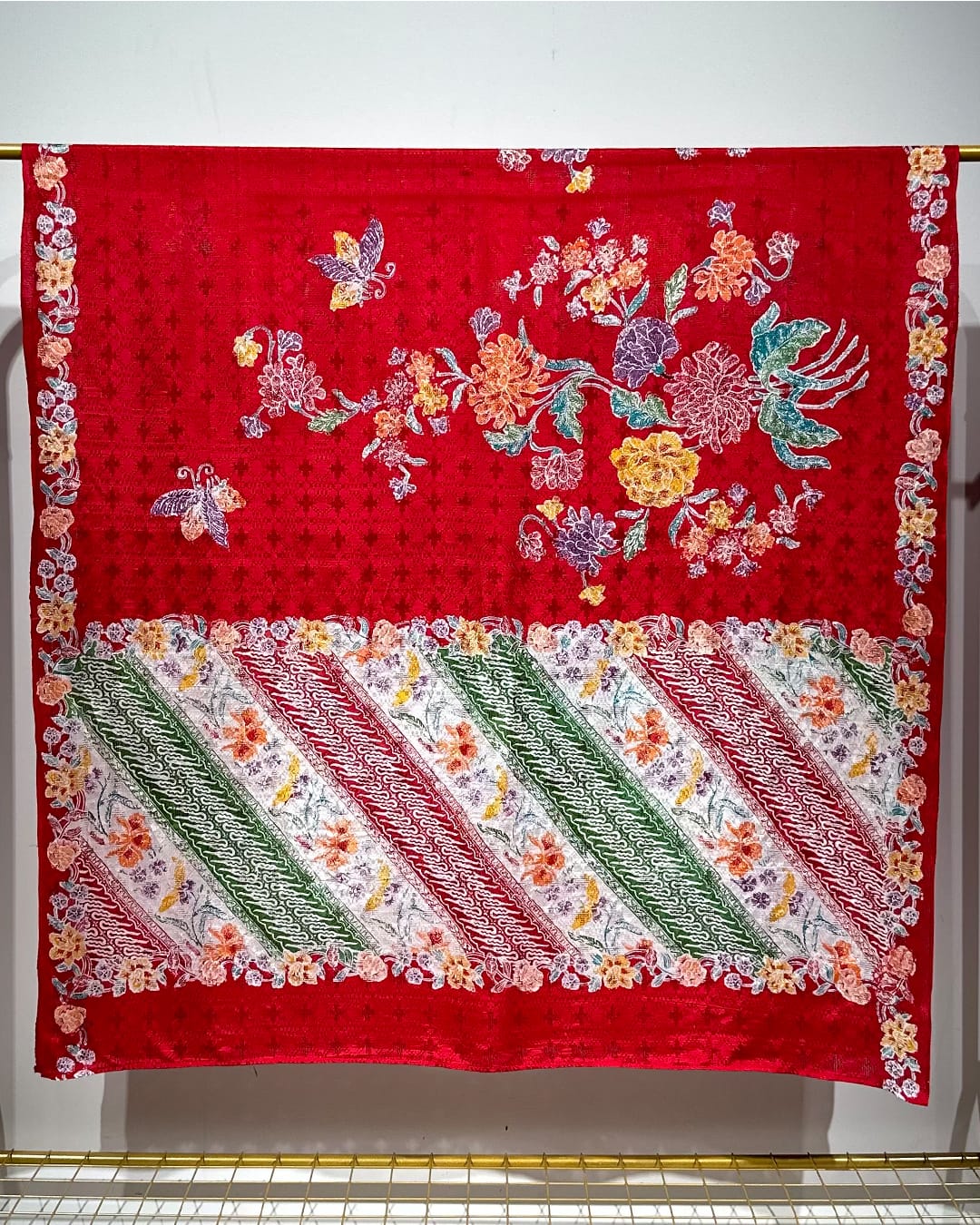 Sarong Qalbu Red (Handmade) - Royal Kebaya